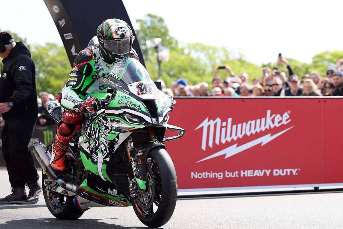 La BMW M 1000 RR de Gas Monkey, valorada entre 90.000 y 130.000 euros ...
